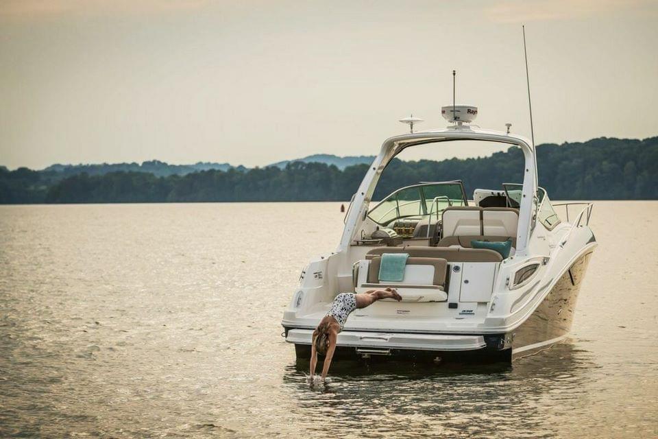 Rent yacht Sundancer on Koh Samui: prices, specifications, destinations ...